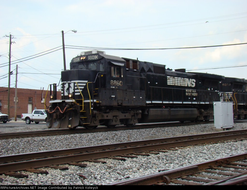 NS 8860